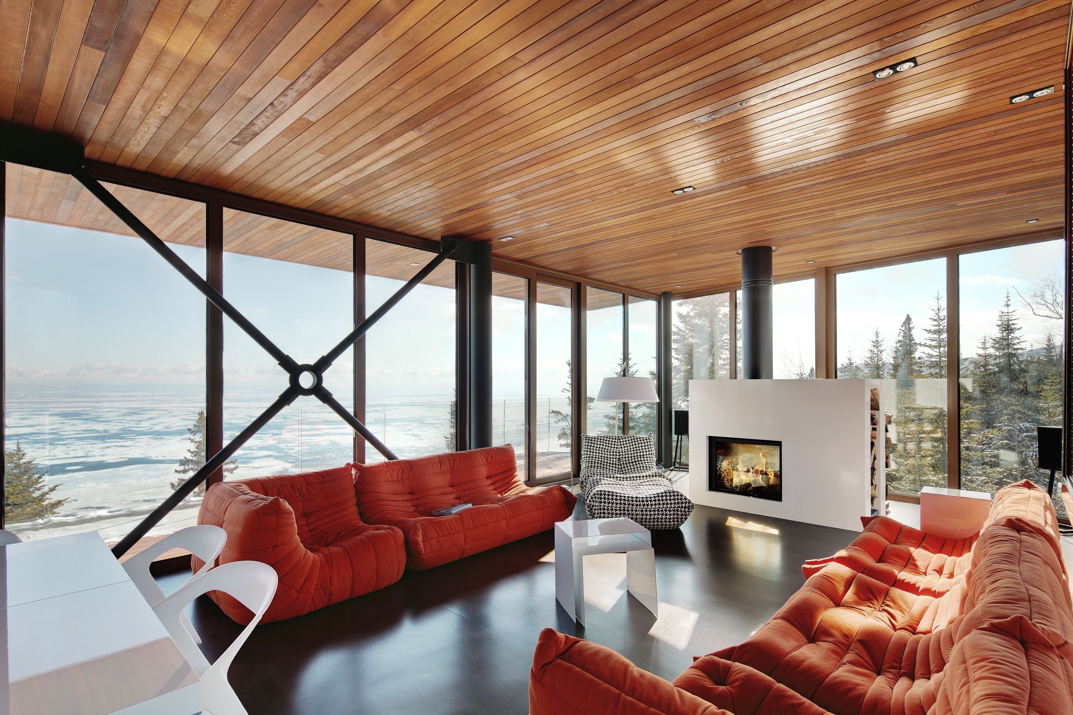 Stûv Double-Sided Wood Fire | The Fireplace – The Fireplace NZ